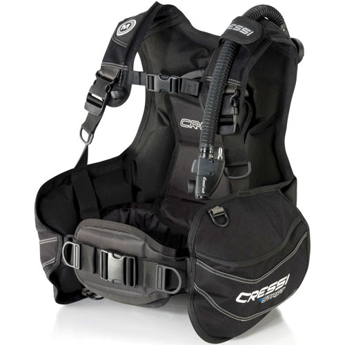 Buoyancy Compensators: Back Inflate BCs versus Vest Style BCs