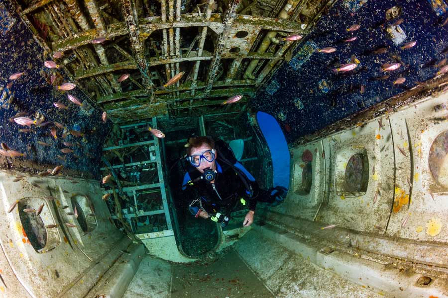 A Beginner's Guide to Wreck Diving
