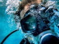 How to Clear Your Scuba Mask Underwater - Scuba.com